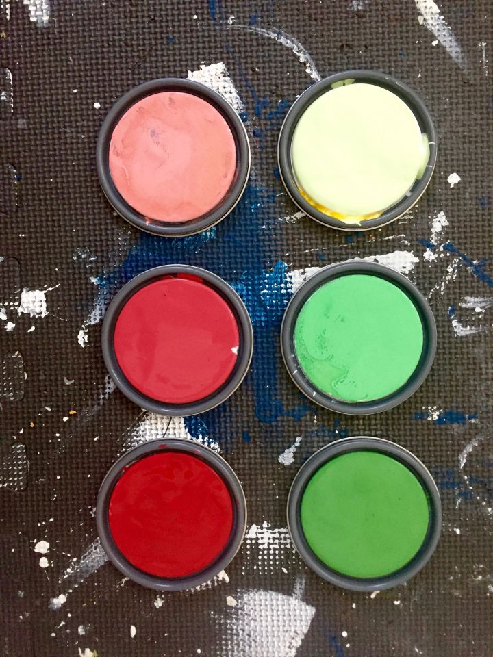 How to decide on paint color? Here are a few tips. ‣ MyFixitUpLife