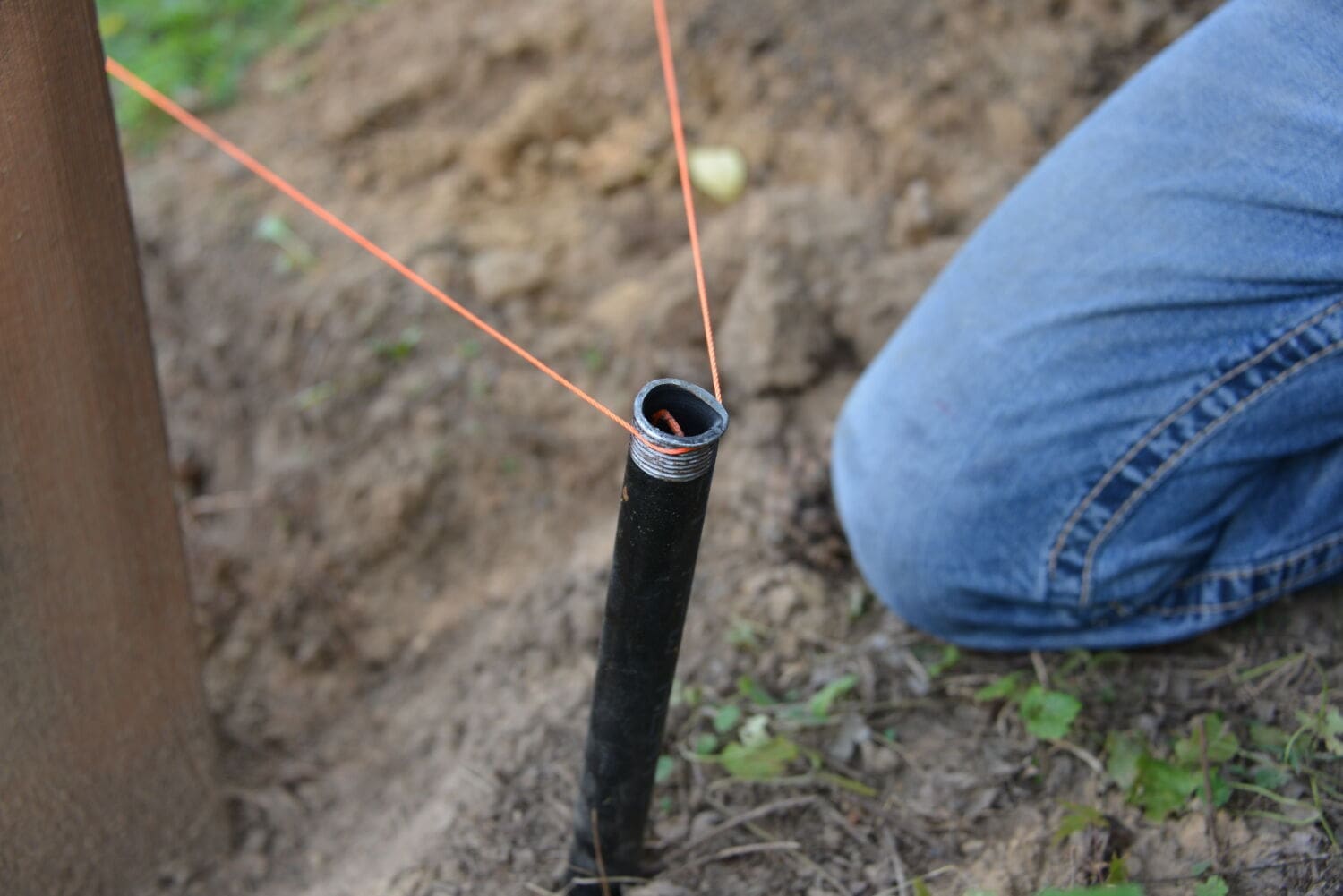 How to Line Up and Set Fence Posts Straight ‣ MyFixitUpLife