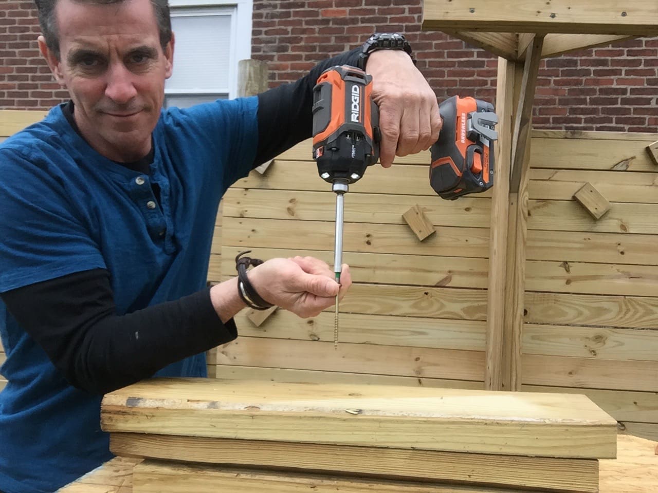 MyFixitUpLife Skill Builder: How to drive a screw ‣ MyFixitUpLife