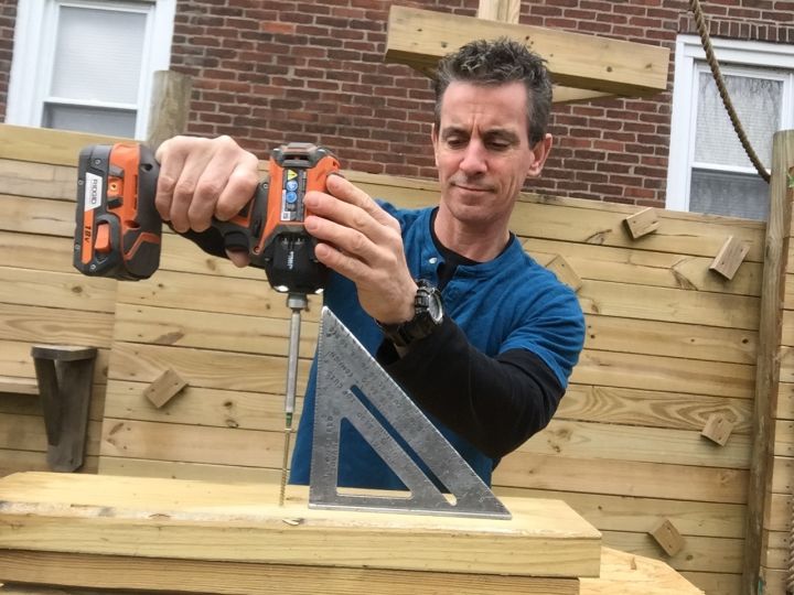 MyFixitUpLife Skill Builder: How to drive a screw ‣ MyFixitUpLife