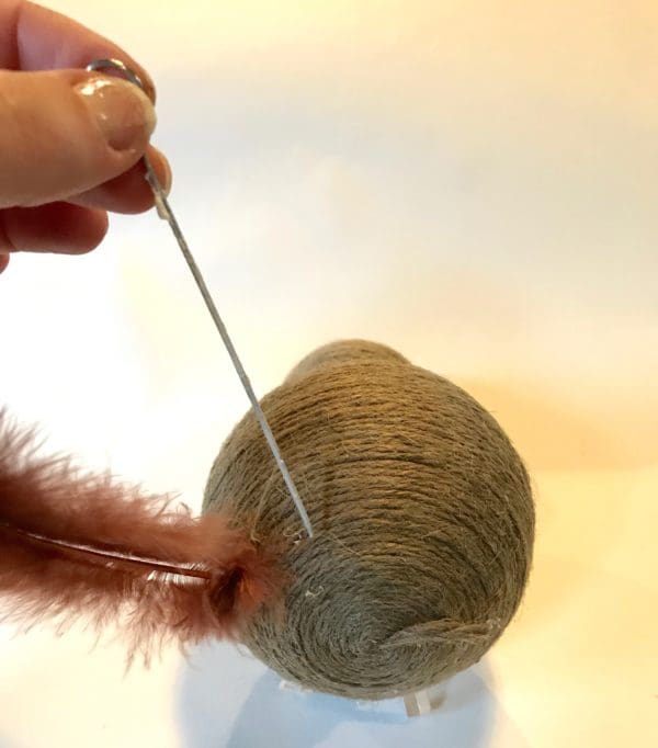 Make an easy turkey craft for Thanksgiving. ‣ MyFixitUpLife