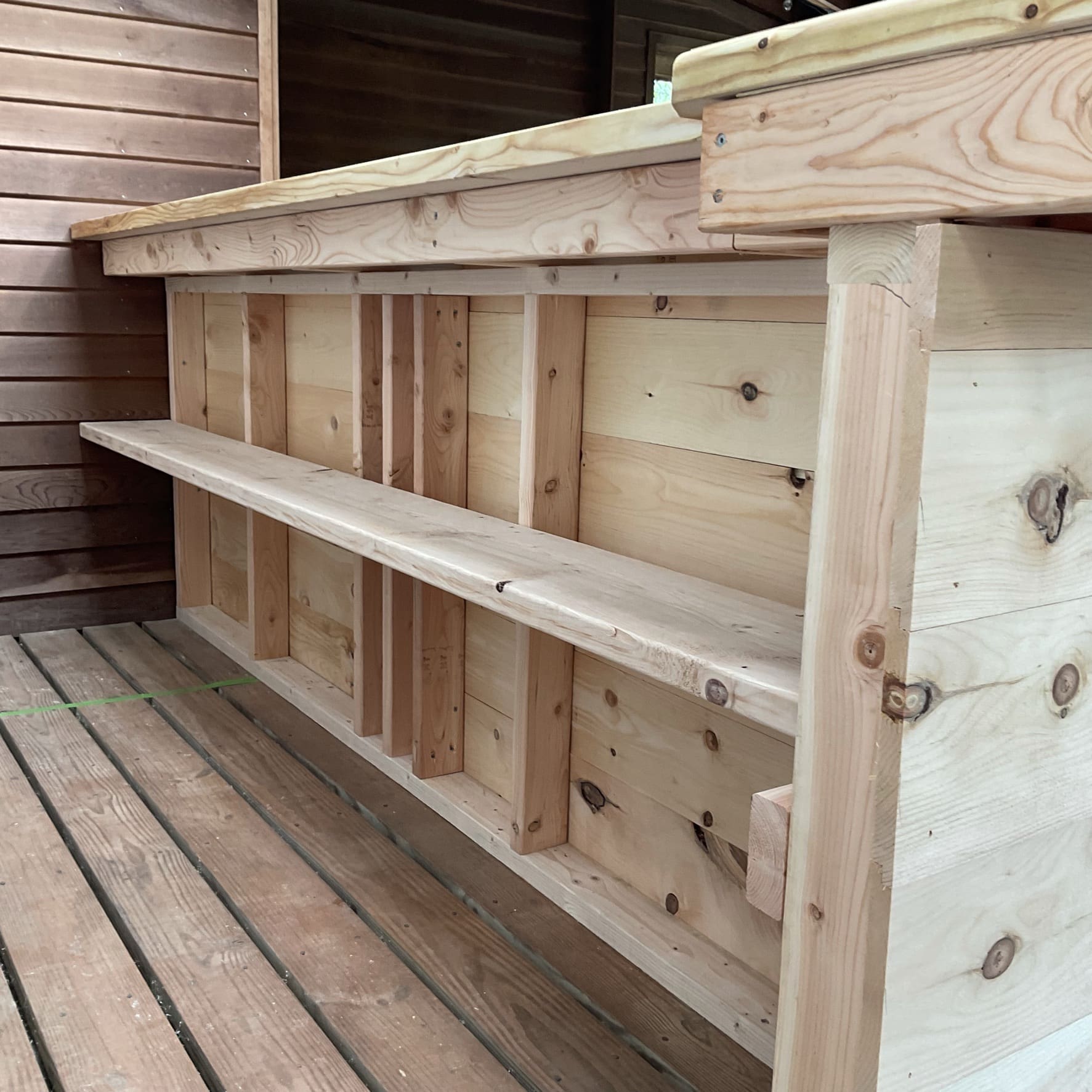 How to Build a Bar to Make Your Home More Awesome