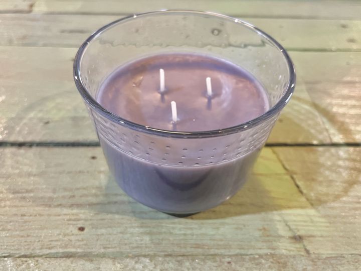 How Does Glade Come Up With New Candle Scent?