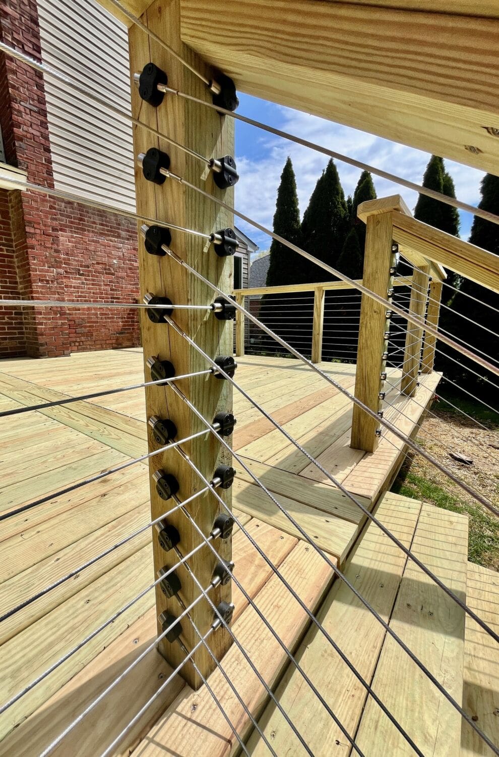 What You Need to Know: DIY Cable Railing for Decks